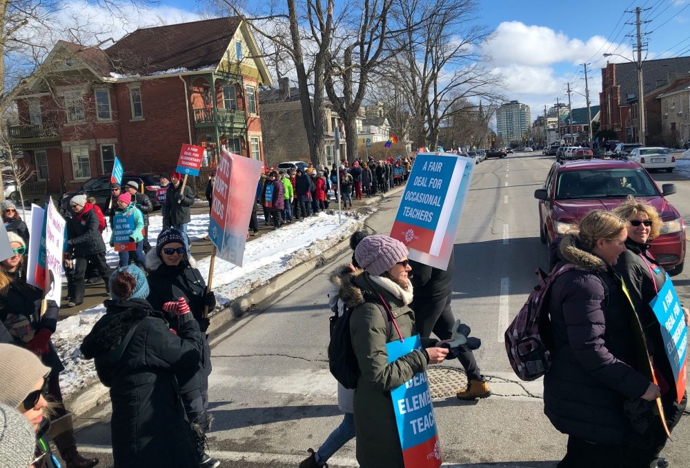 Local Elementary School Teachers Take Their Turn on the Picket Line ...